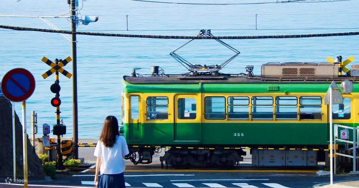 [Tokyo Kamakura | Free Candied Hawthorns & Train Experience] Kamakura ...